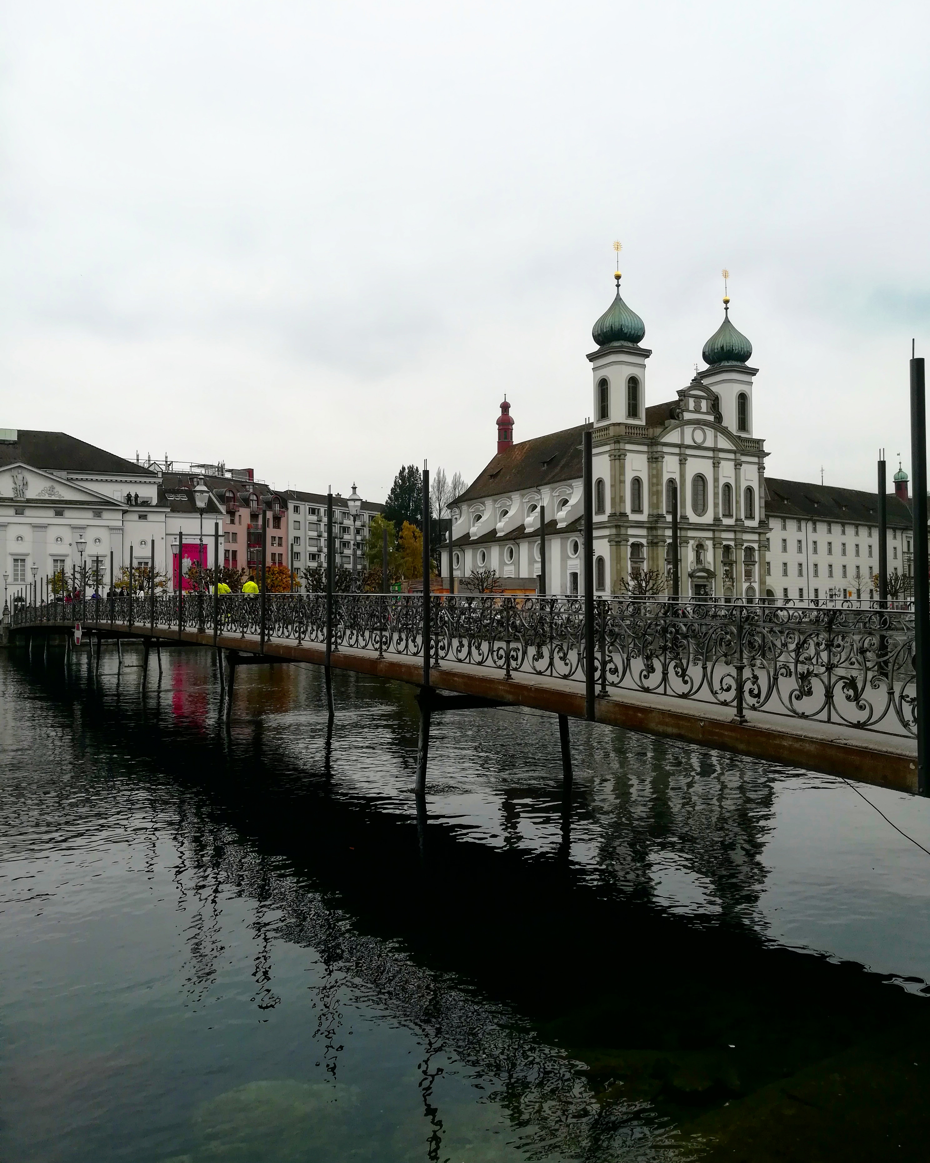 Zurich o Lucerna. ¿Qué ver y qué hacer en cada una? Rama por el Mundo